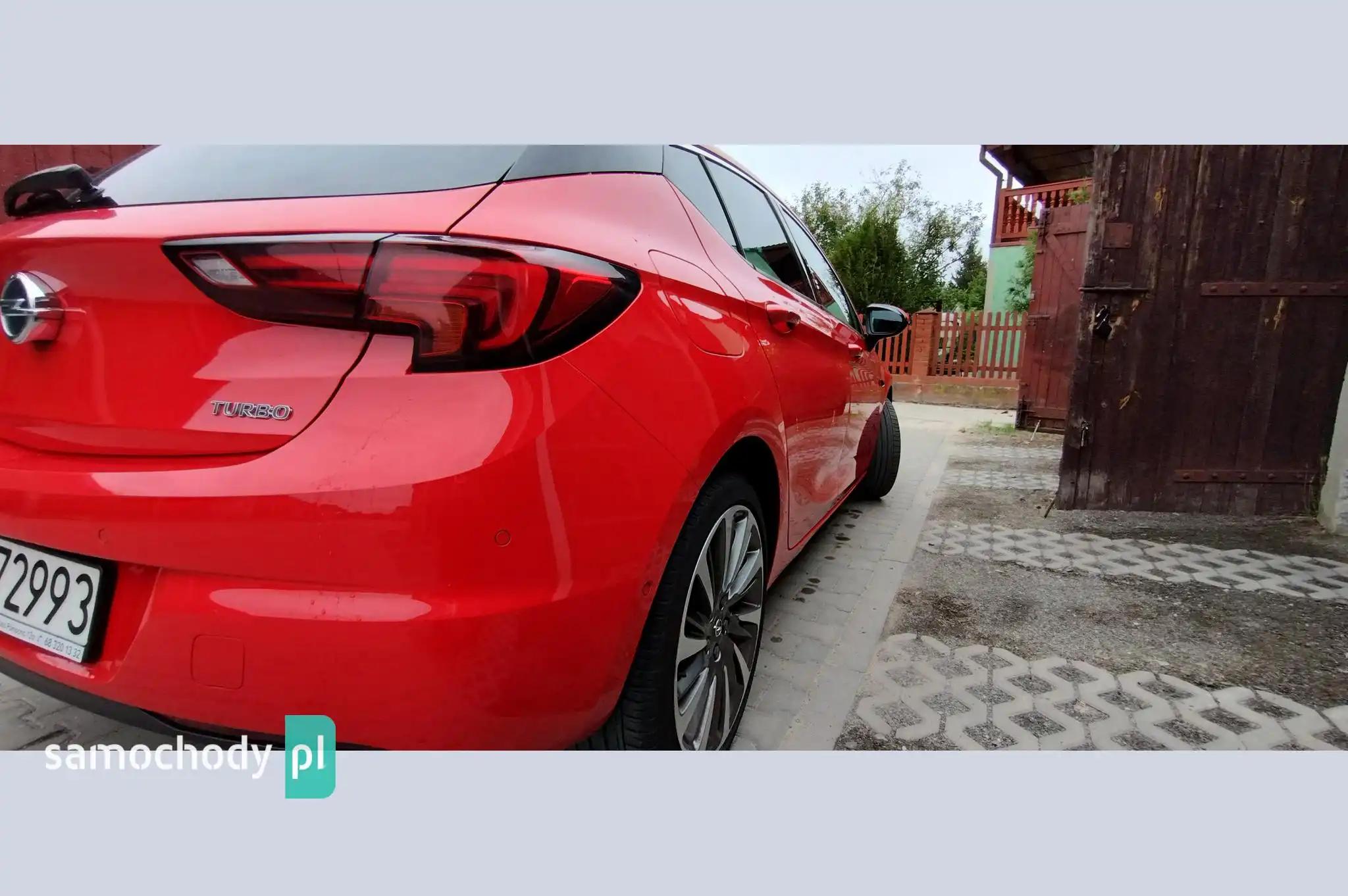 Używany Opel Astra (rocznik 2017) 117 tys. km, 54900 zł Nowogród ...