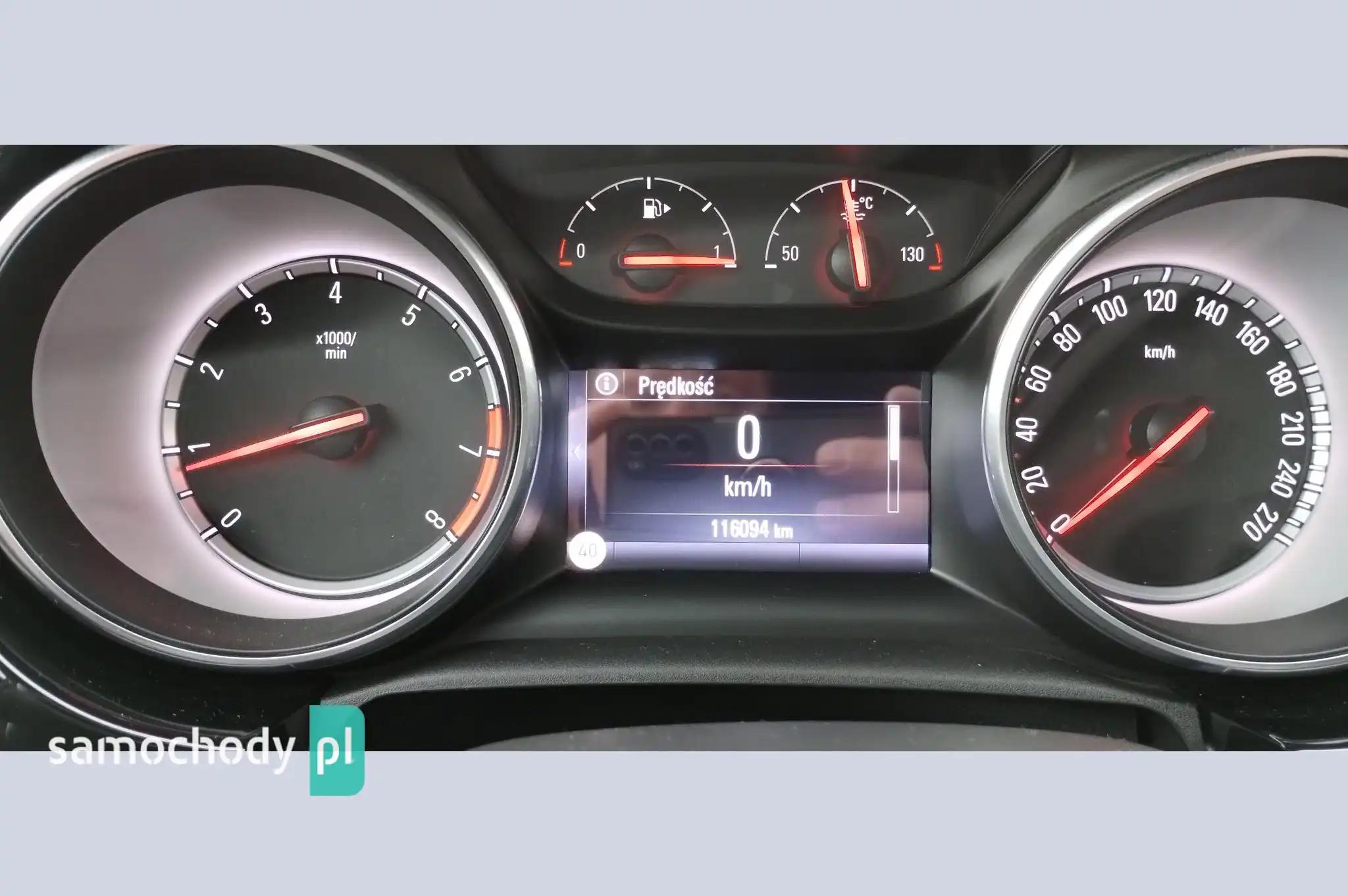 Używany Opel Astra (rocznik 2017) 117 tys. km, 54900 zł Nowogród ...