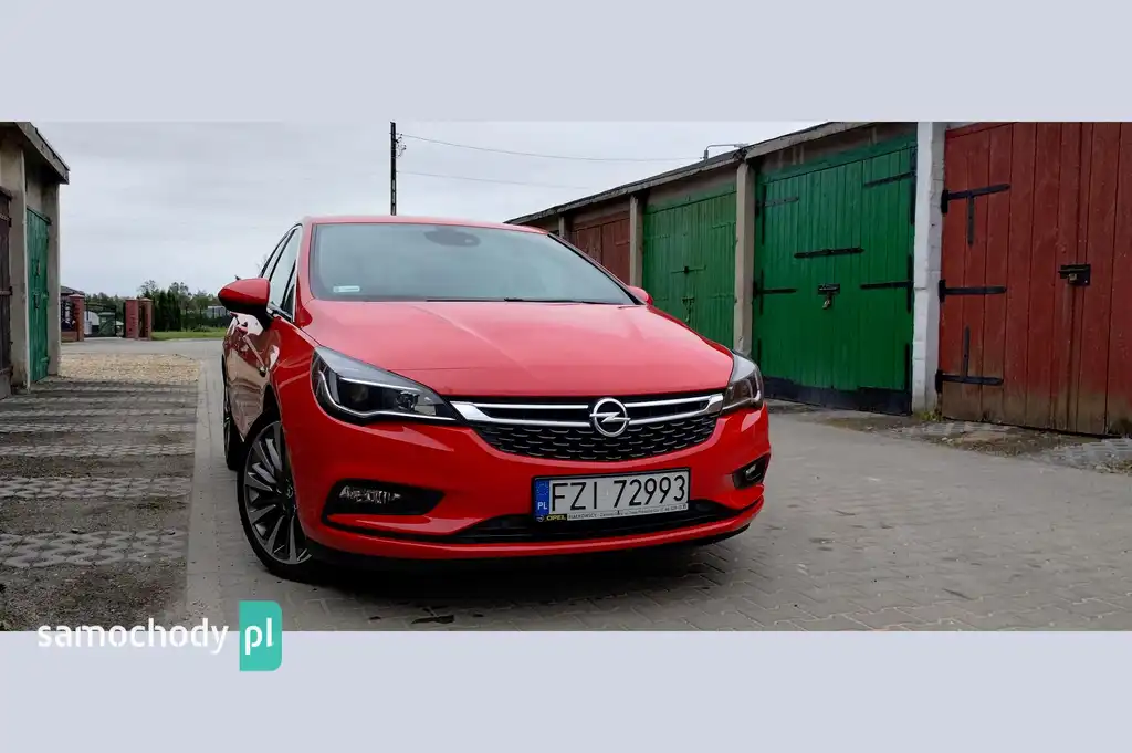 Używany Opel Astra (rocznik 2017) 117 tys. km, 54900 zł Nowogród ...